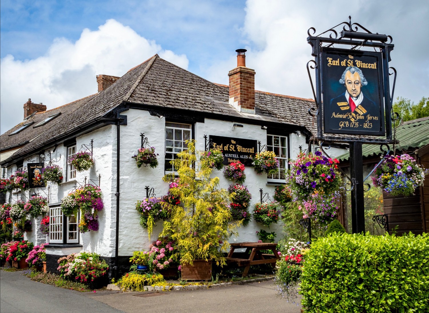 Solve Earl of St. Vincent Inn, Egloshayle, Cornwall jigsaw puzzle ...