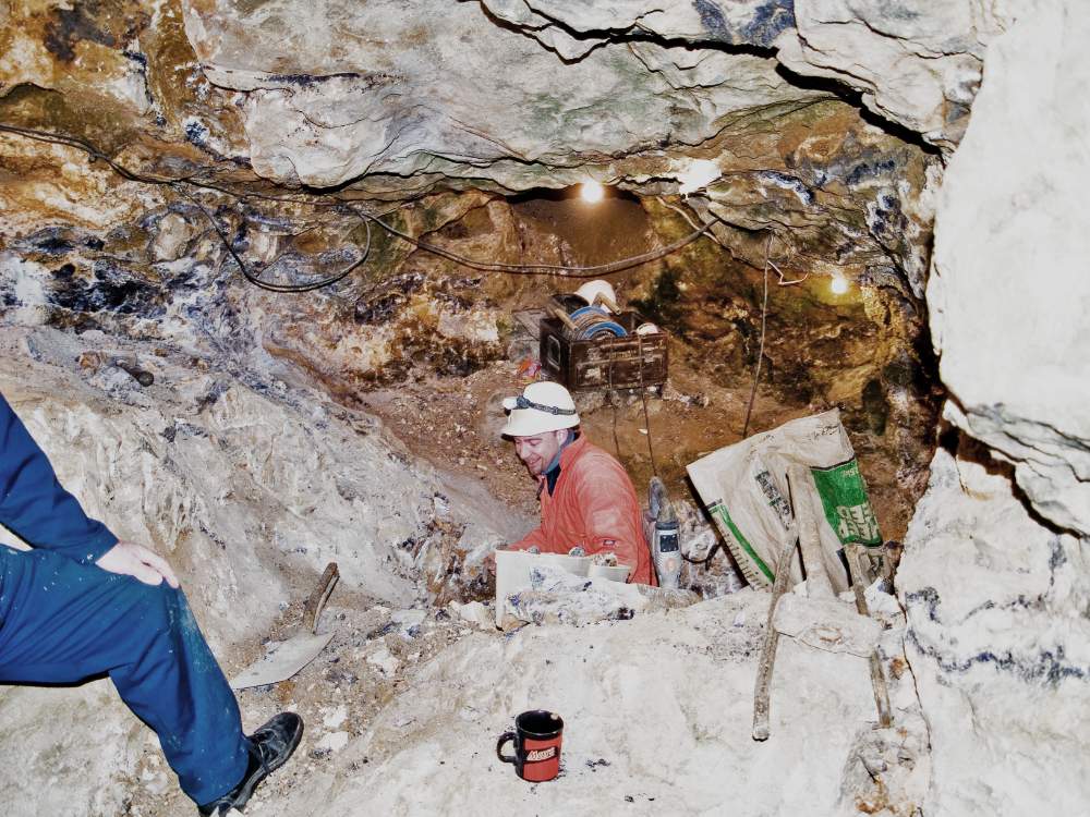 Solve peak district 27-1-07 34 blue john cavern active mining area ...