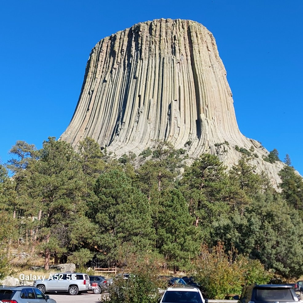Jigsaw Puzzle | Devils Tower Near Moorcroft Wyoming | 49 pieces | Jigidi