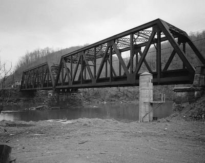 Solve Rowlesburg, W.Va. Cheat River bridge jigsaw puzzle online with 20 ...