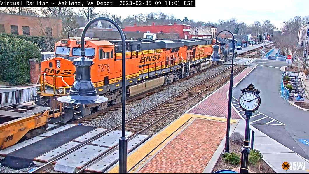 Solve Rare BNSF Appearance in Ashland, Virginia jigsaw puzzle online ...