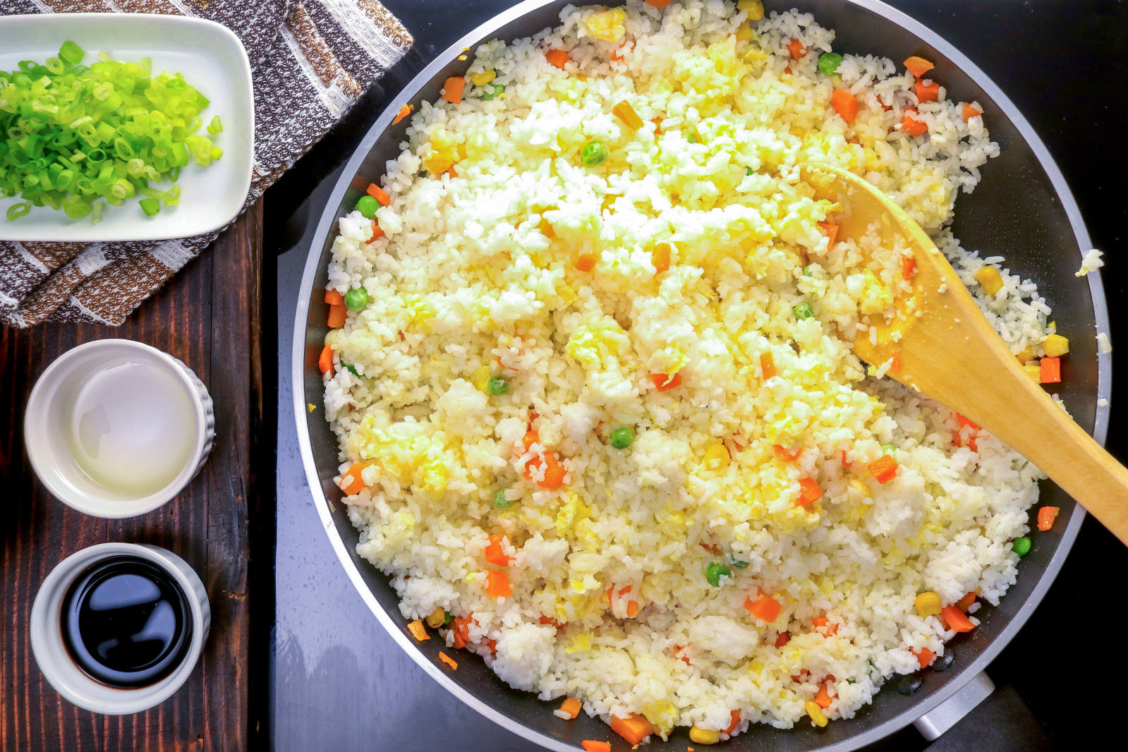 Solve Egg fried rice jigsaw puzzle online with 442 pieces