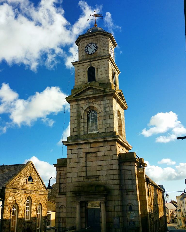 Solve PENRYN CLOCK TOWER jigsaw puzzle online with 80 pieces