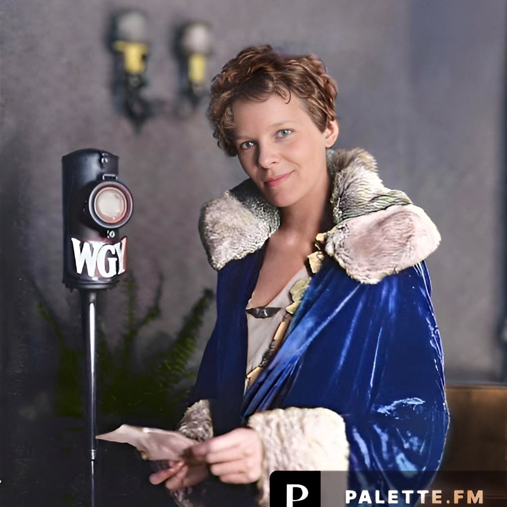 Solve Amelia Earhart jigsaw puzzle online with 144 pieces