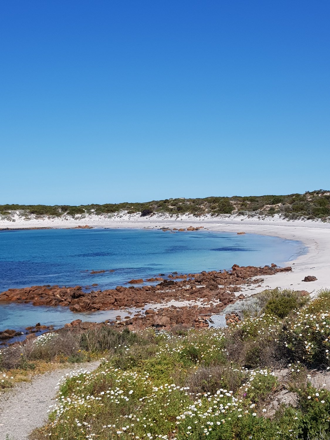 Solve Tumby Bay. jigsaw puzzle online with 48 pieces
