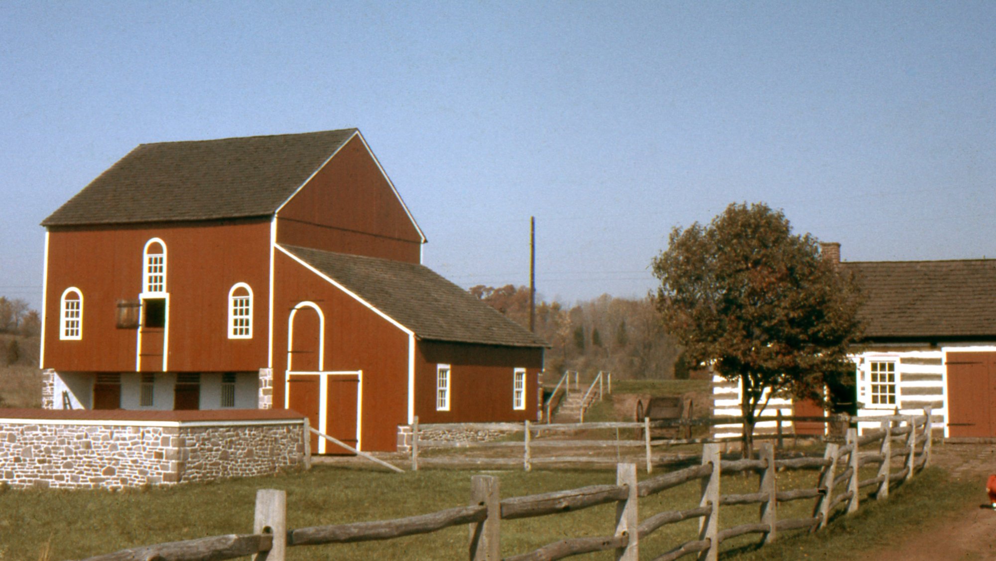 Solve Frontier jigsaw puzzle online with 120 pieces