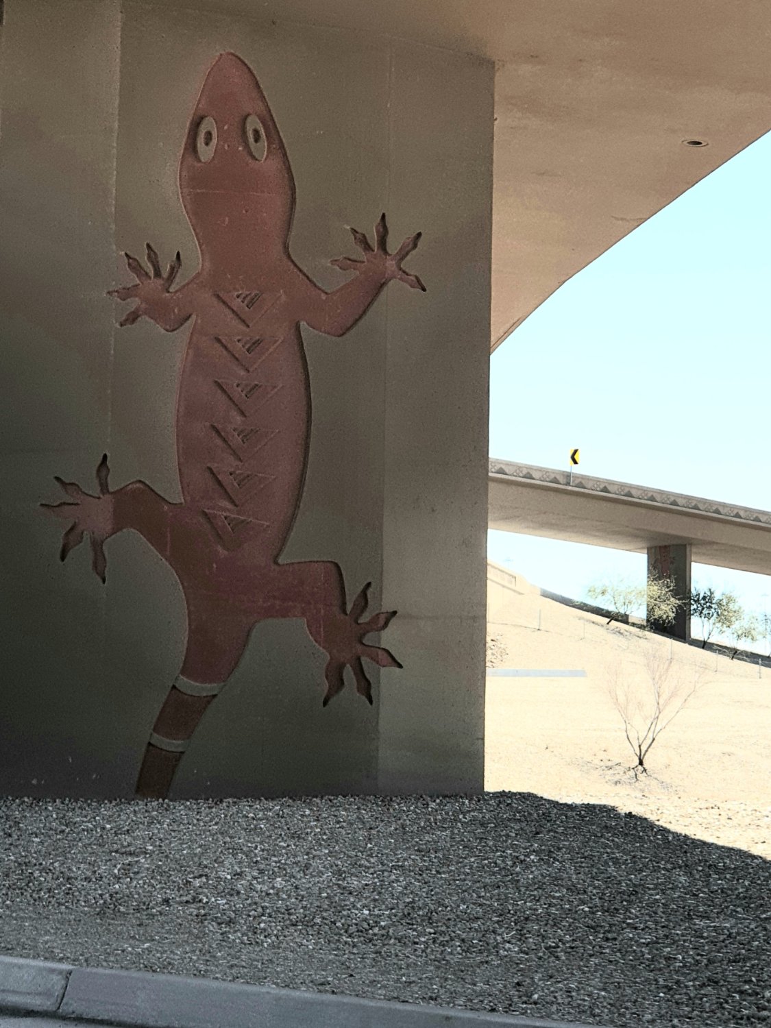Solve ARIZONA HIGHWAY ART jigsaw puzzle online with 48 pieces