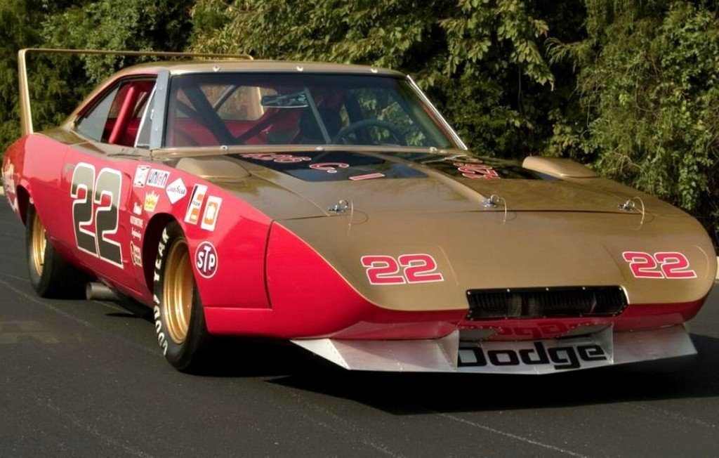 Solve Bobby Allison's 1969 Dodge Charger Daytona jigsaw puzzle online ...