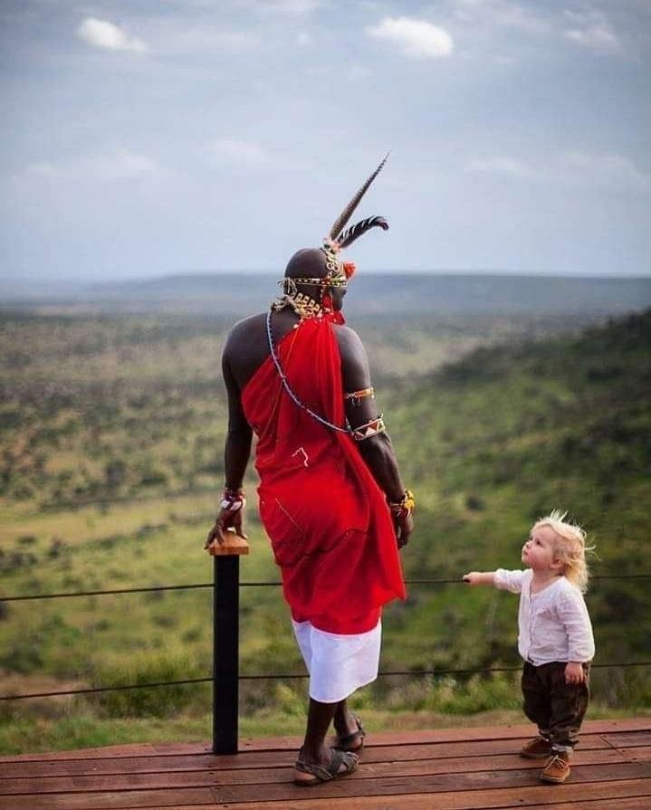 Solve 2 worlds meet jigsaw puzzle online with 168 pieces