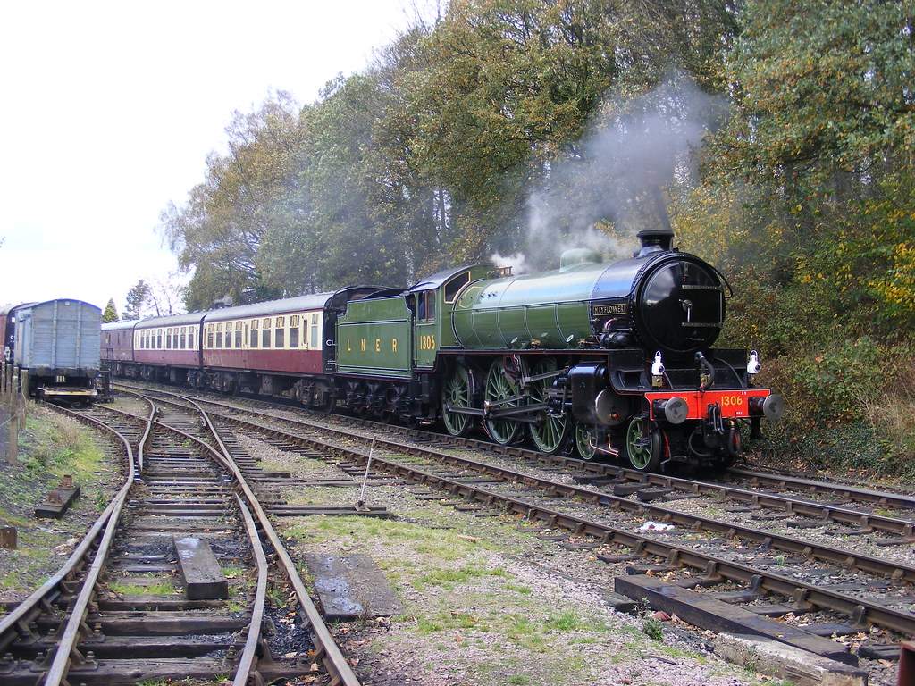 Solve LNER Thompson Class B1 61306 Mayflower. jigsaw puzzle online with ...