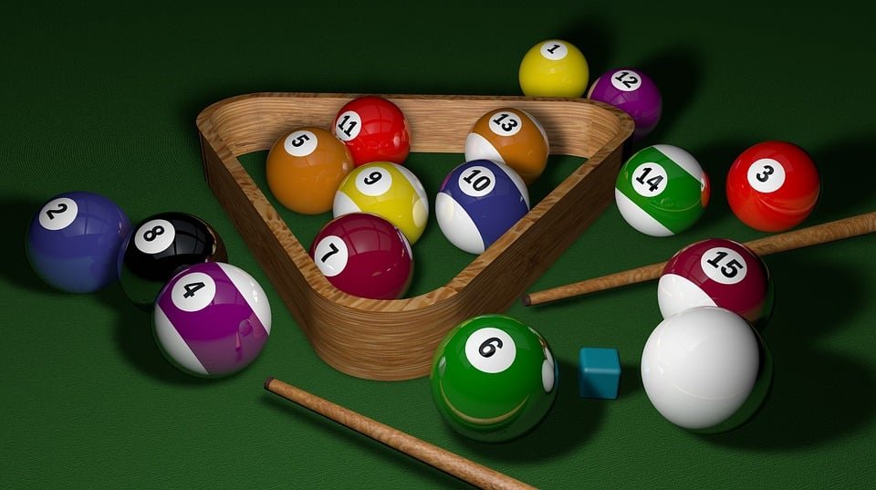 Solve Billiards jigsaw puzzle online with 28 pieces