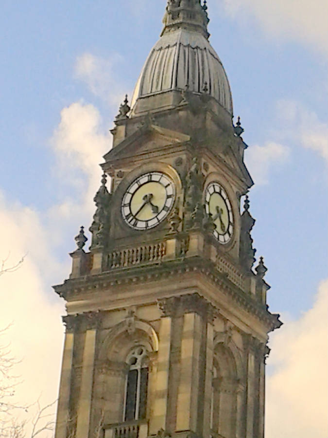 Solve Bolton Town Hall Clock Tower (1) jigsaw puzzle online with 30 pieces