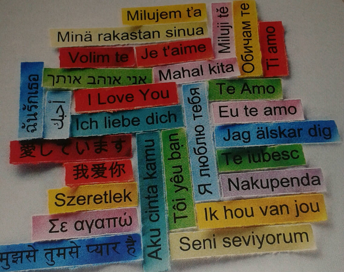 Solve I Love You : In many languages!! jigsaw puzzle online with 80 pieces