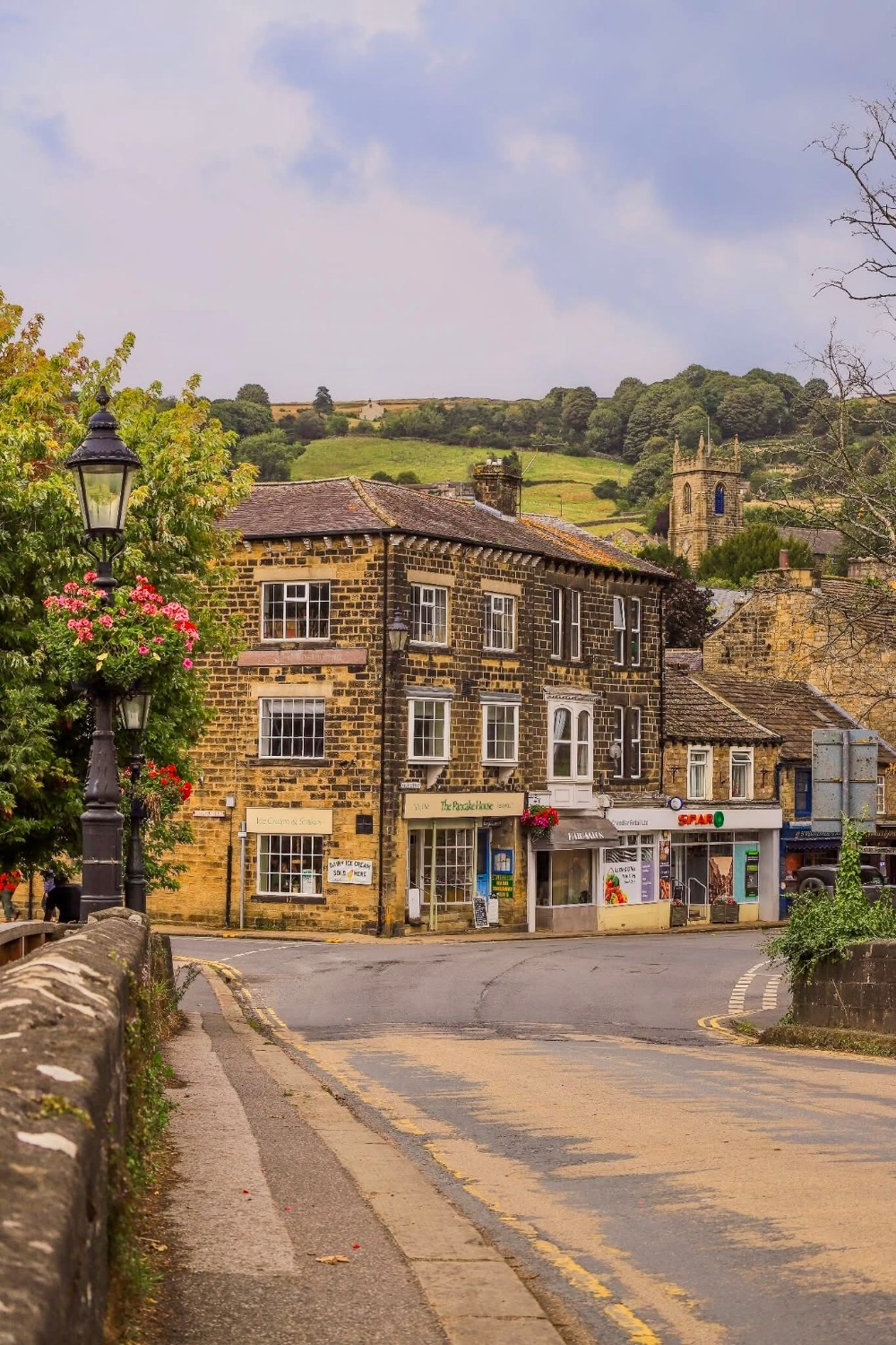 Solve Pateley Bridge, Nidderdale, North Yorkshire, ENGLAND jigsaw ...