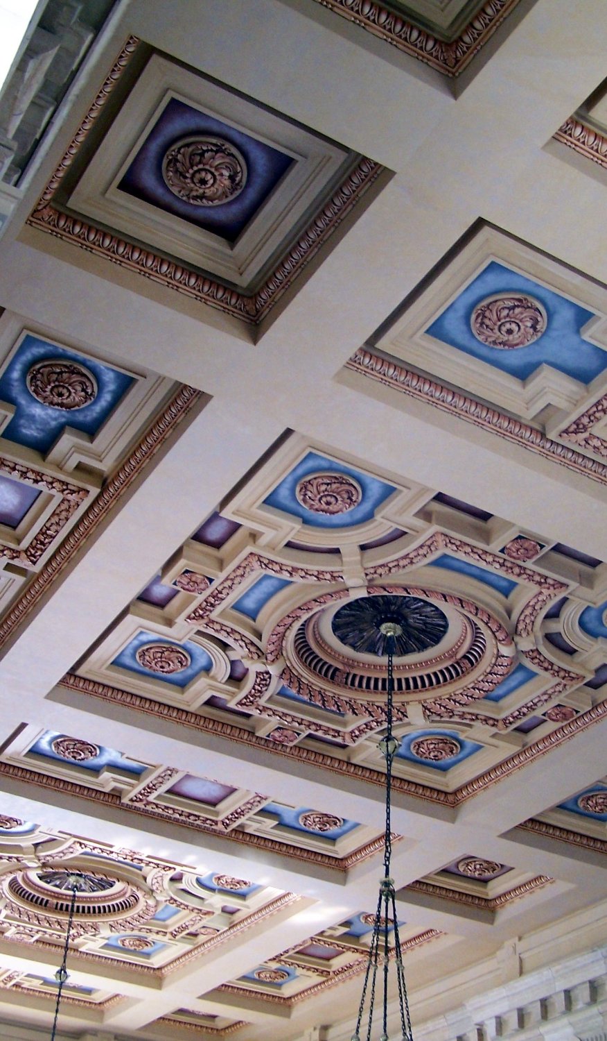 Solve Ceiling, Union Station jigsaw puzzle online with 104 pieces