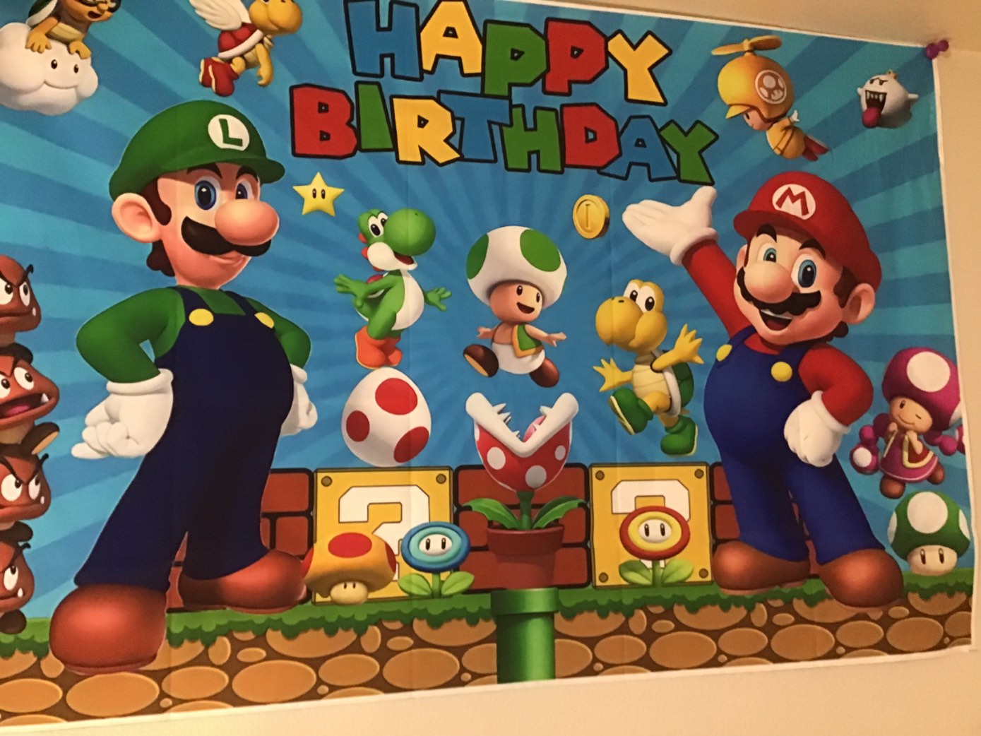 Solve Mario characters jigsaw puzzle online with 35 pieces