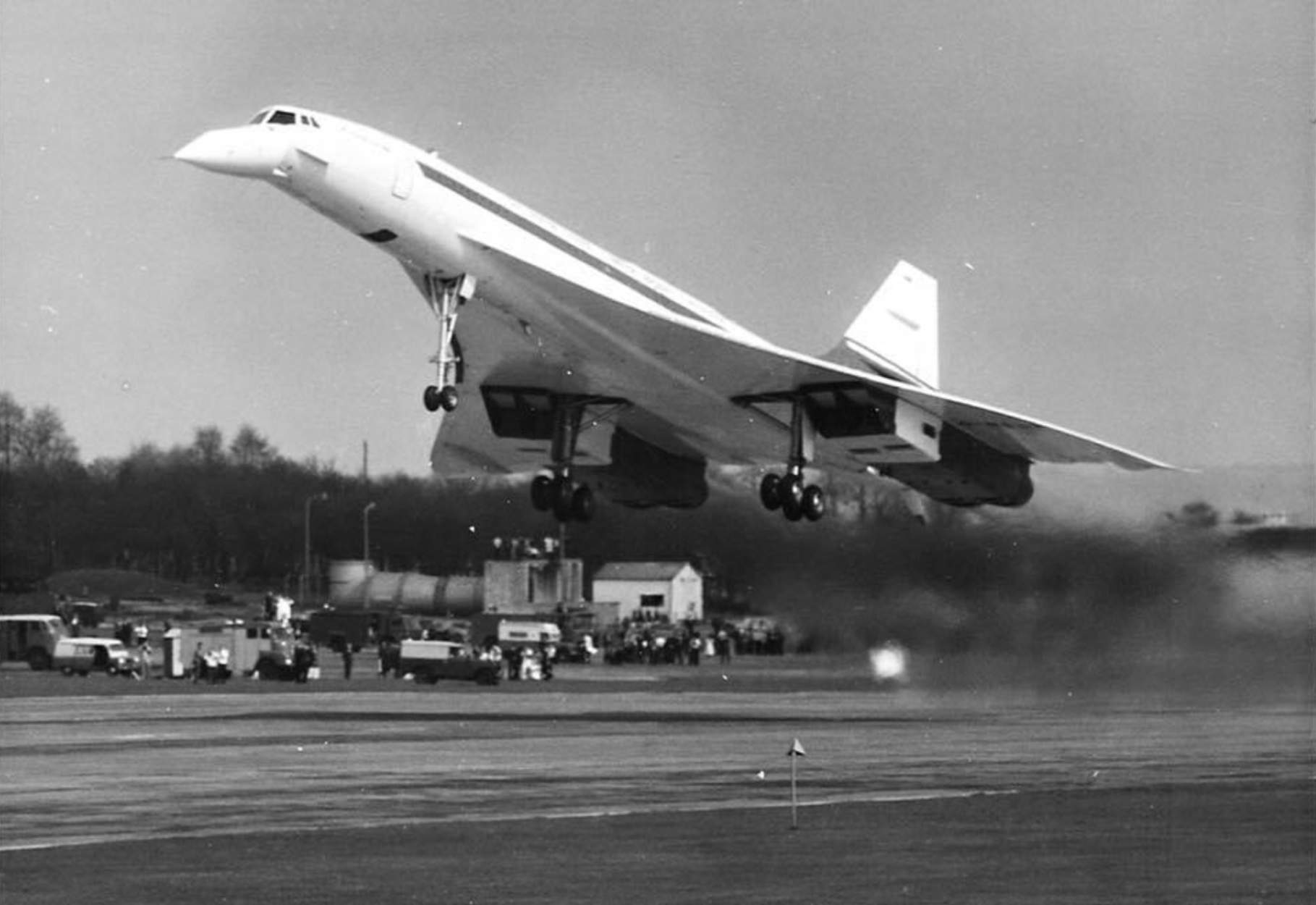 Solve Concorde takes off for the first time jigsaw puzzle online with ...