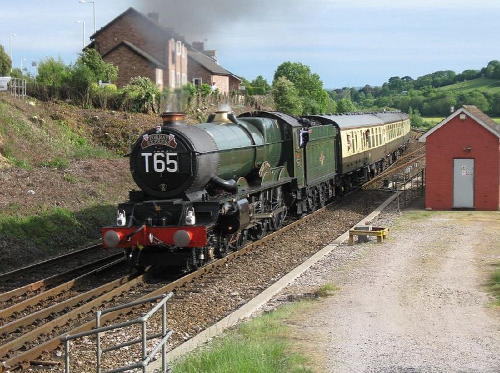 Solve GWR 'King' Class 4-6-0 6024 King Edward I. jigsaw puzzle online ...