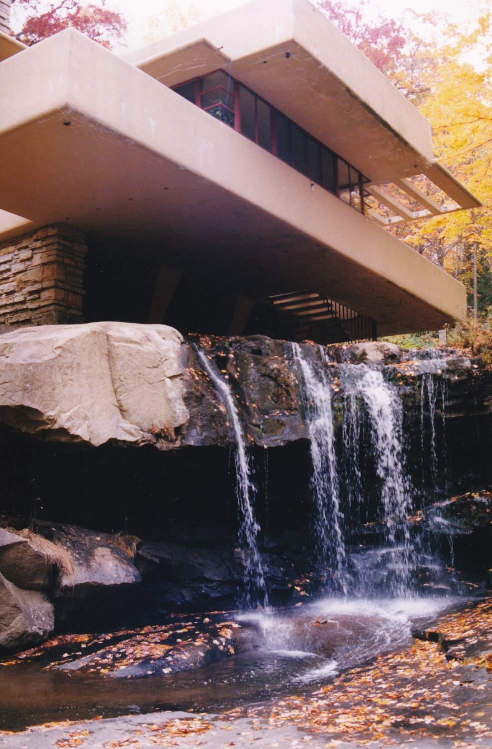 Solve Frank Lloyd Wright's Falling Waters Bottom Balcony jigsaw puzzle ...