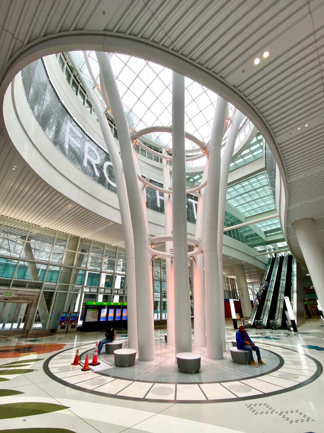Solve Salesforce Transit Center, San Francisco jigsaw puzzle online ...