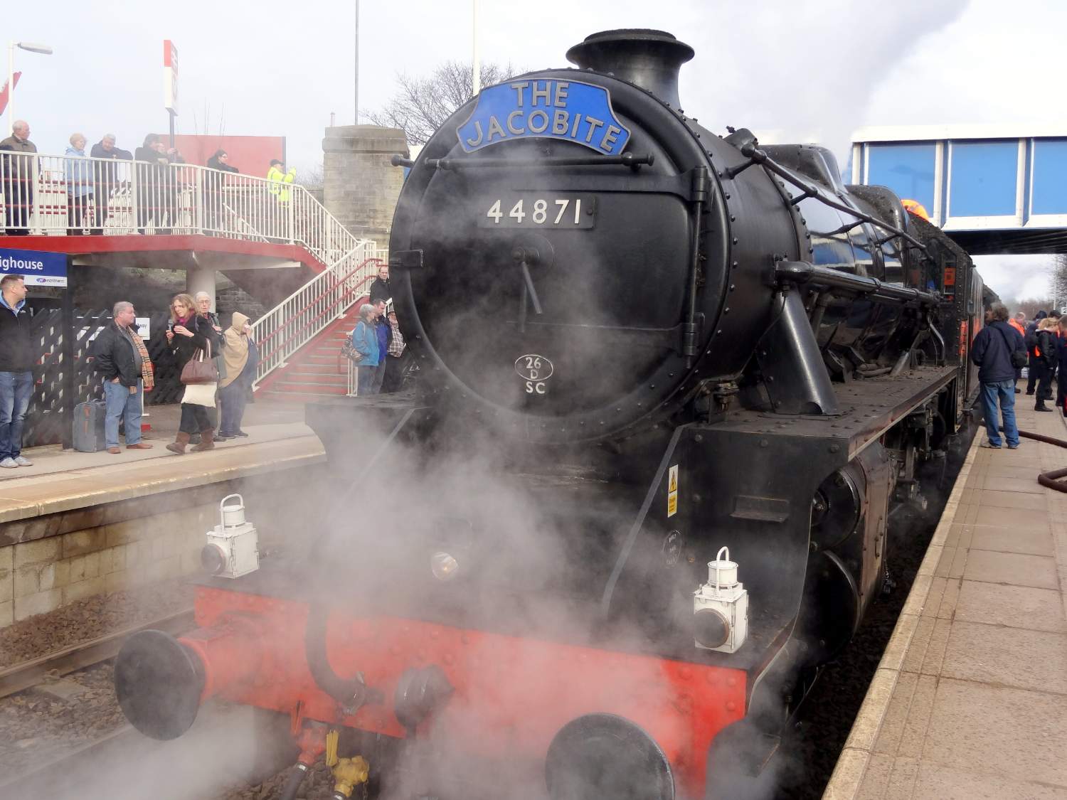 Solve Black 5 Loco (25) jigsaw puzzle online with 48 pieces