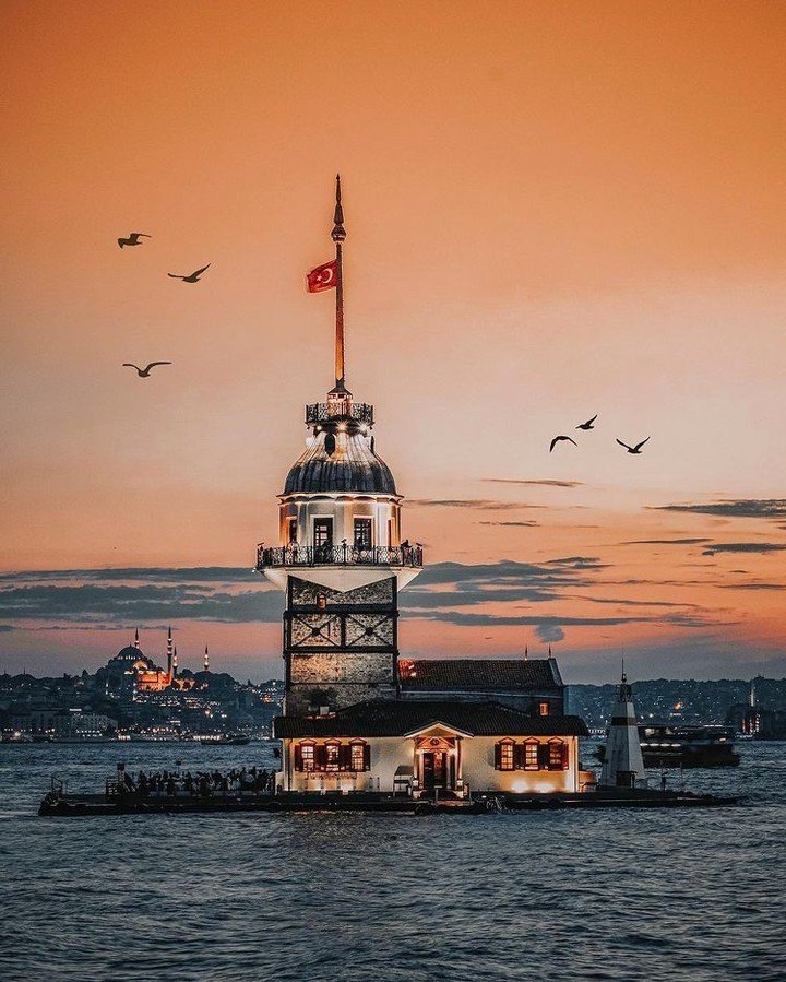 Jigsaw Puzzle | 120 pieces | Turkey, Tower of Leandros | Jigidi