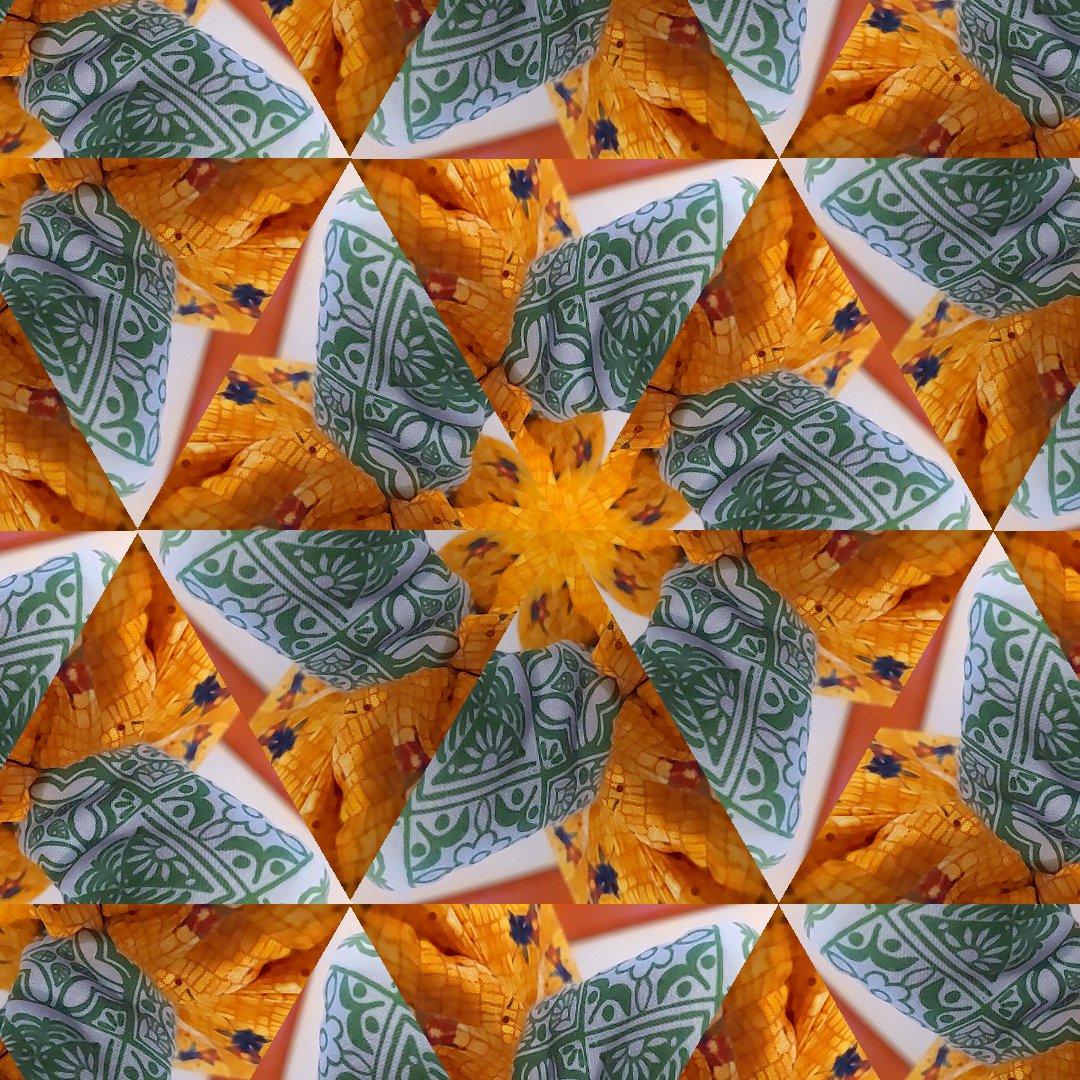 Solve Kaleido jigsaw puzzle online with 16 pieces