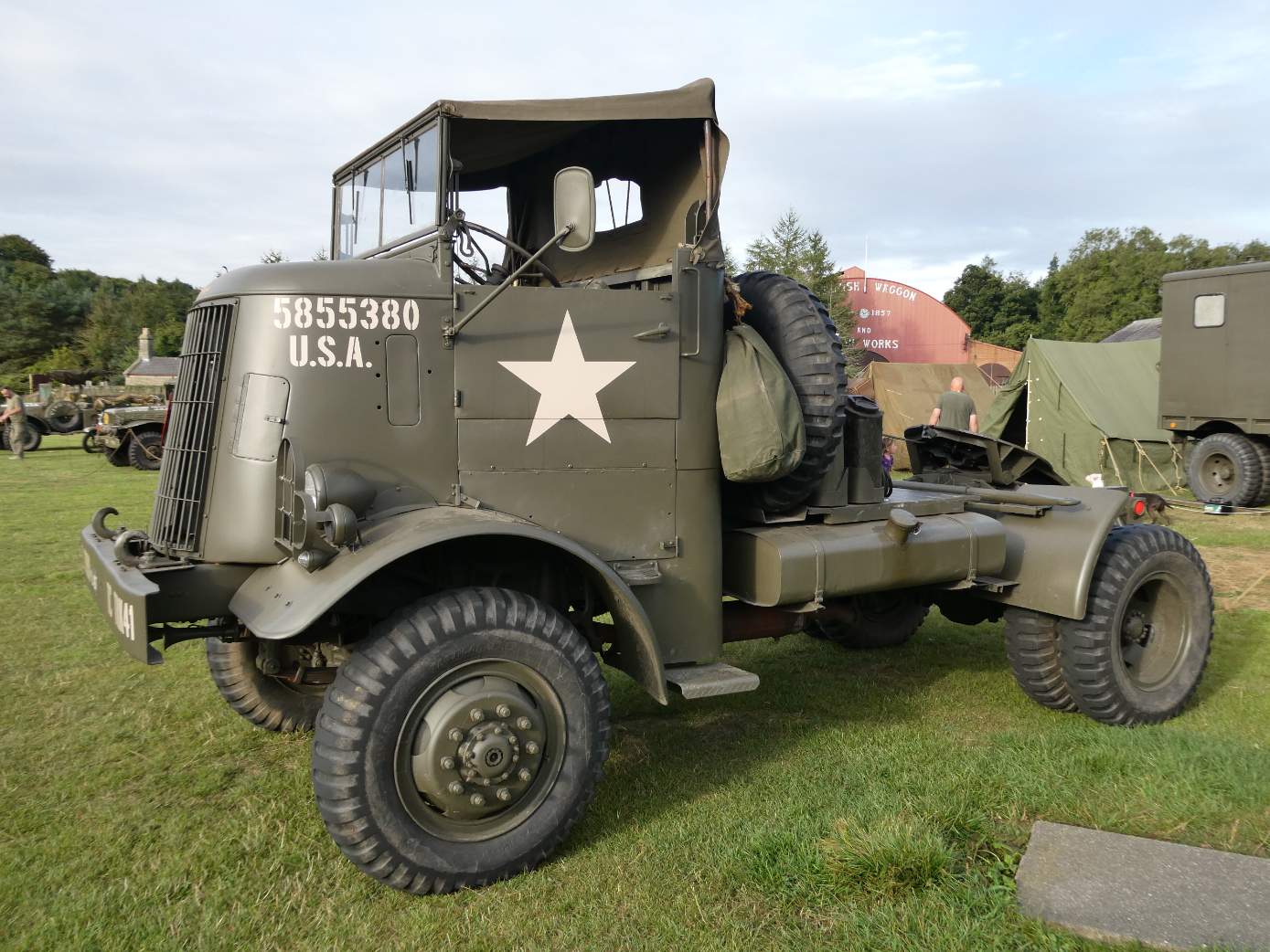 Jigsaw Puzzle | 1944 Federal Tractor Unit | 35 pieces | Jigidi