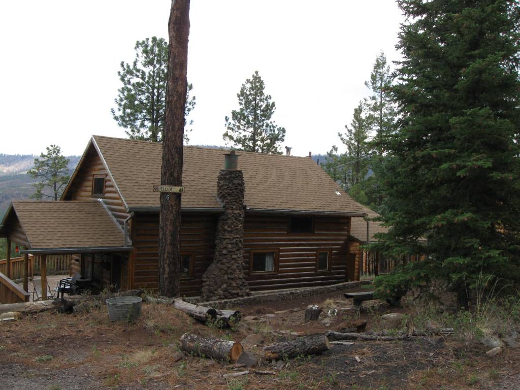 Solve Meet The Cabin John Built jigsaw puzzle online with 130 pieces