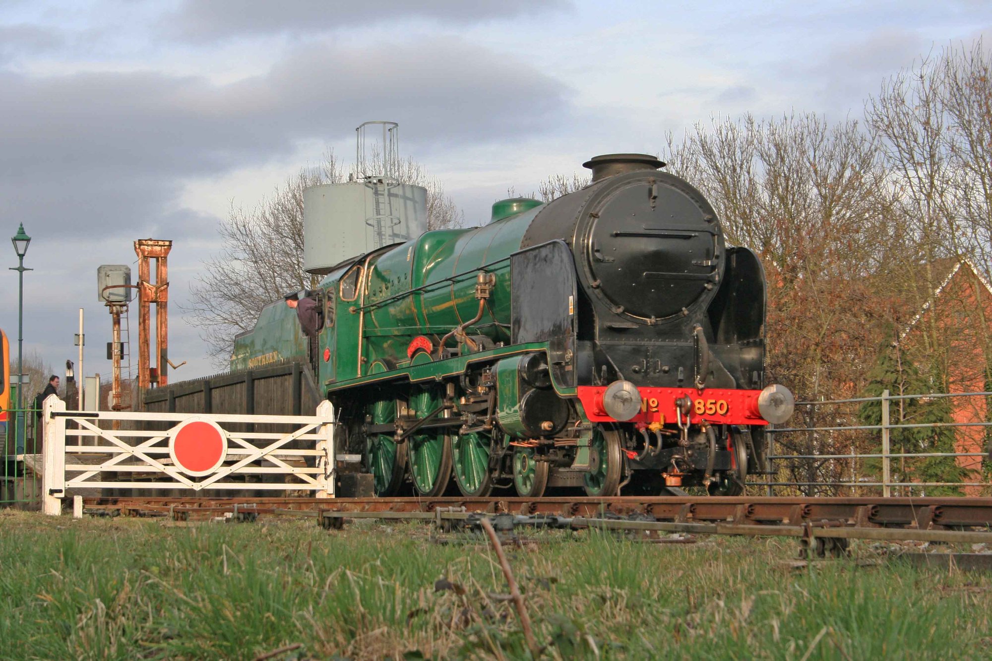 Solve SR Lord Nelson Class 4-6-0 850 Lord Nelson. jigsaw puzzle online ...