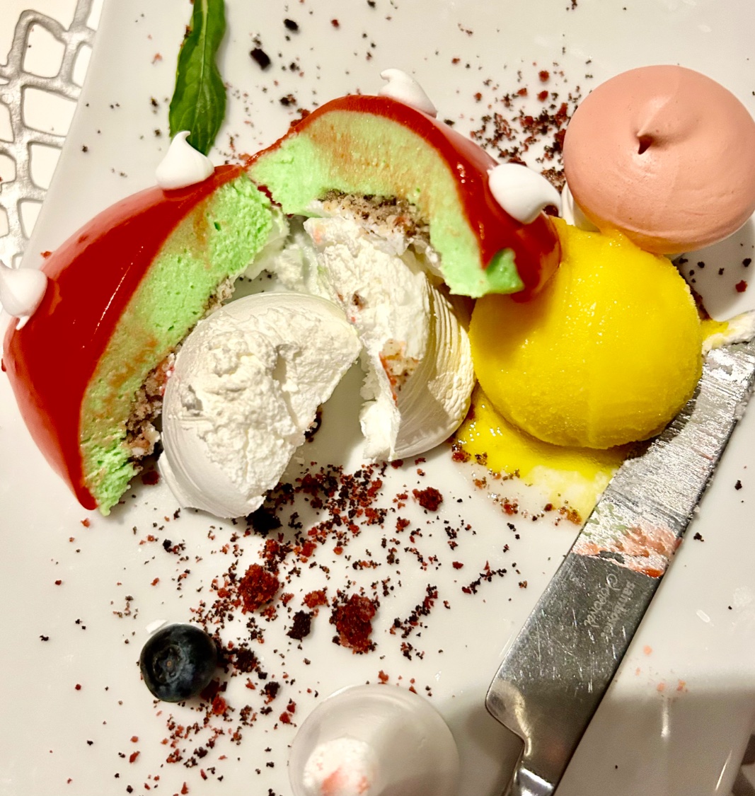 Solve It was delish 😋 jigsaw puzzle online with 25 pieces