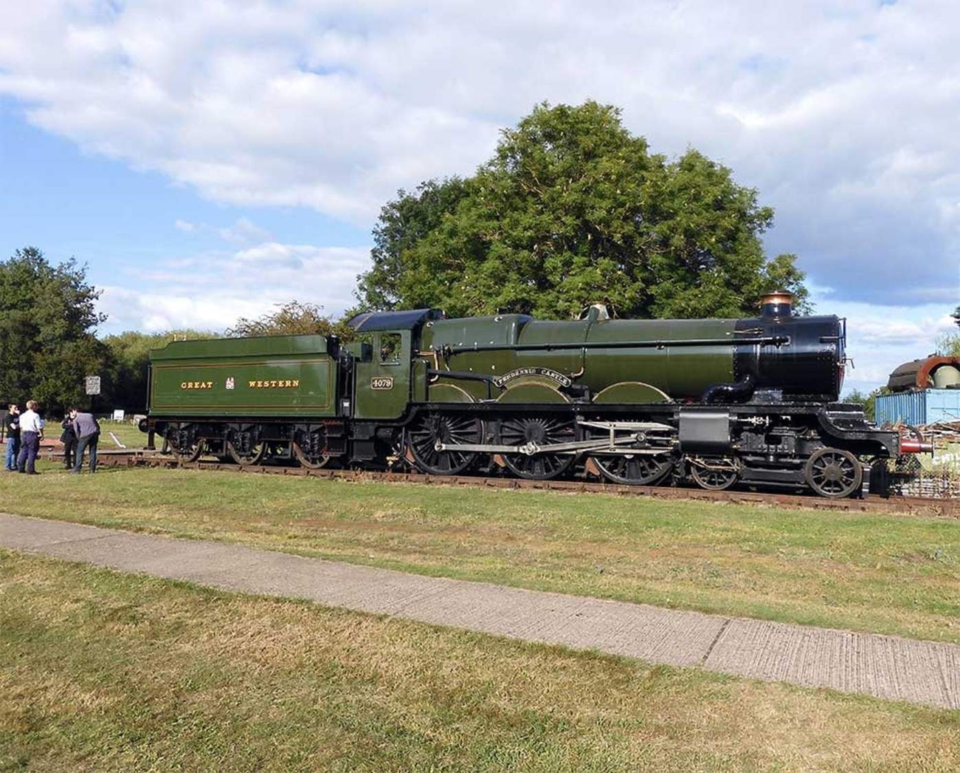 Solve GWR Castle Class 4-6-0 4079 Pendennis Castle. jigsaw puzzle ...