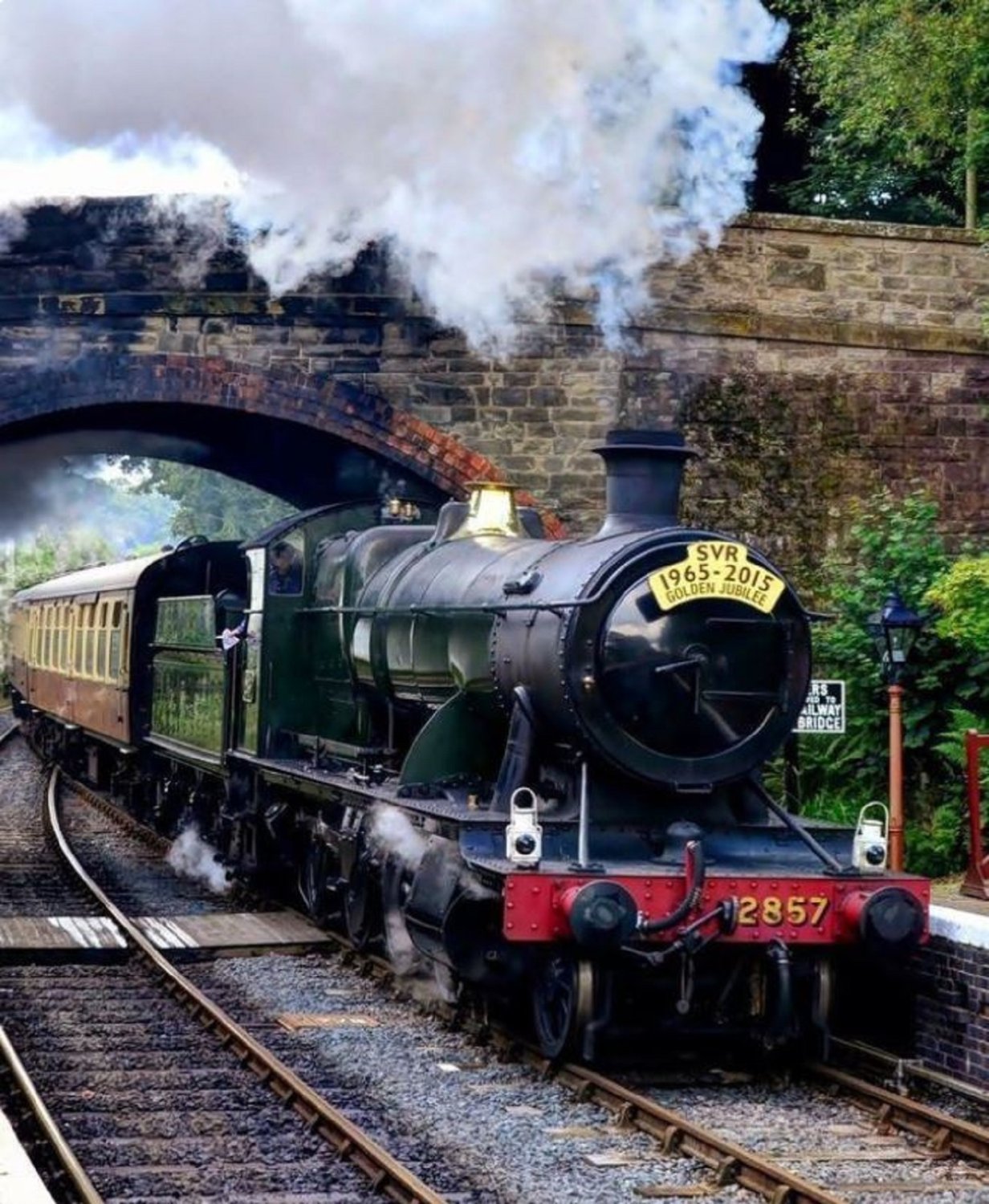 Solve GWR Churchward 28xx Class 2-8-0 2857. jigsaw puzzle online with ...