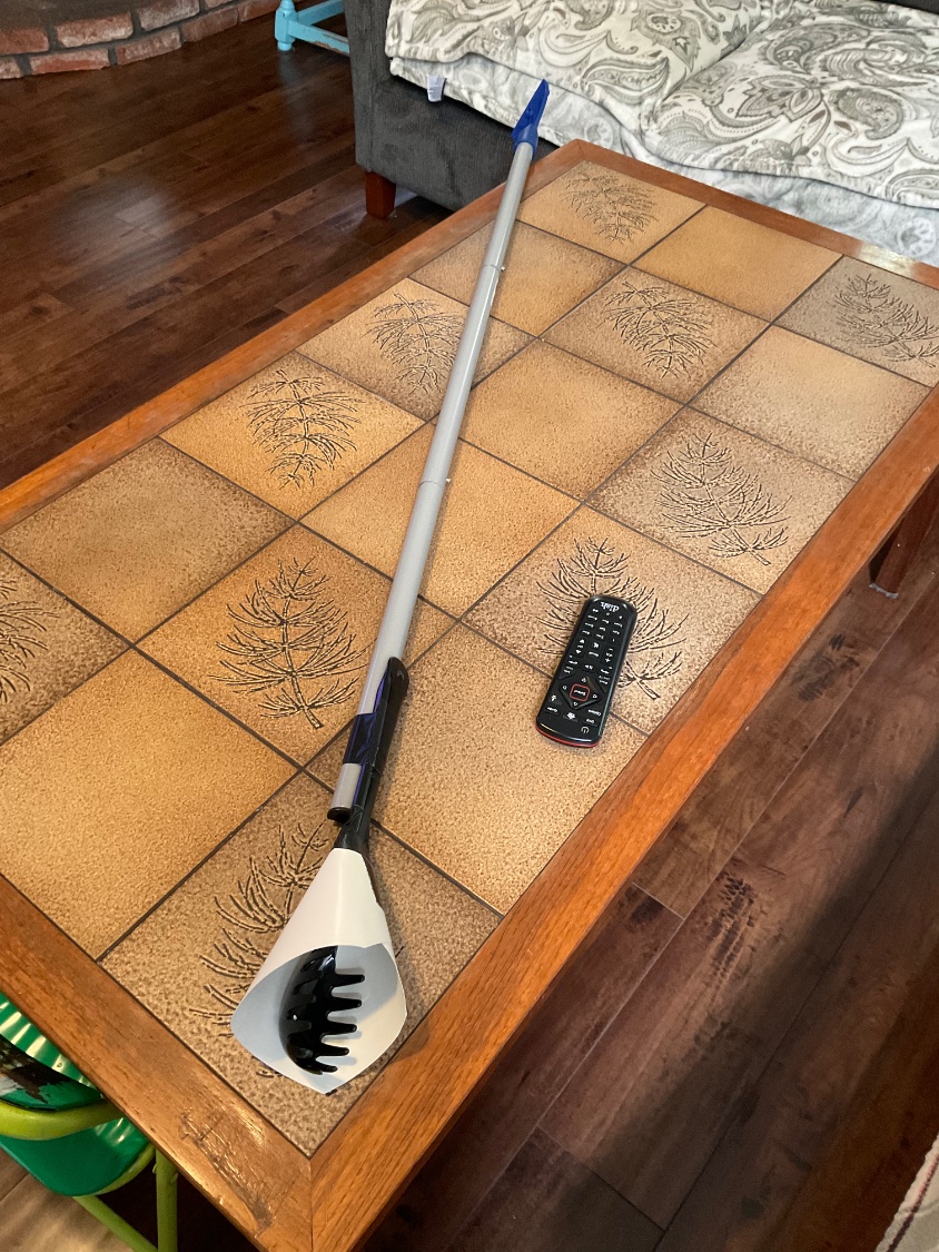 Solve Plum picker jigsaw puzzle online with 12 pieces