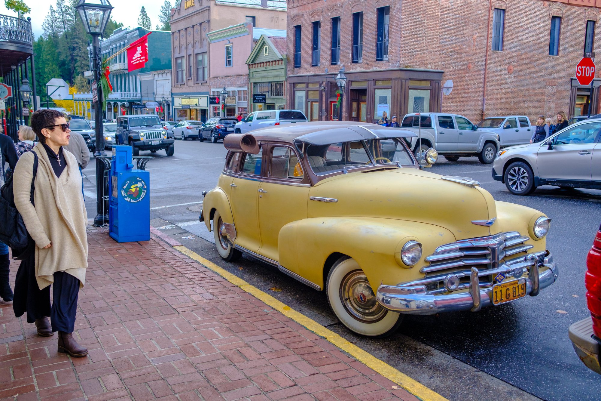 Solve Nevada City, CAL, USA jigsaw puzzle online with 600 pieces