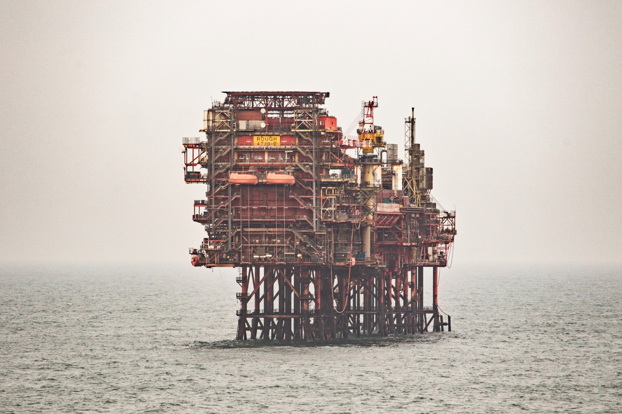 Solve North Sea 25-03-2024 Rough Gas Storage Field 47_3-B platform 01 ...
