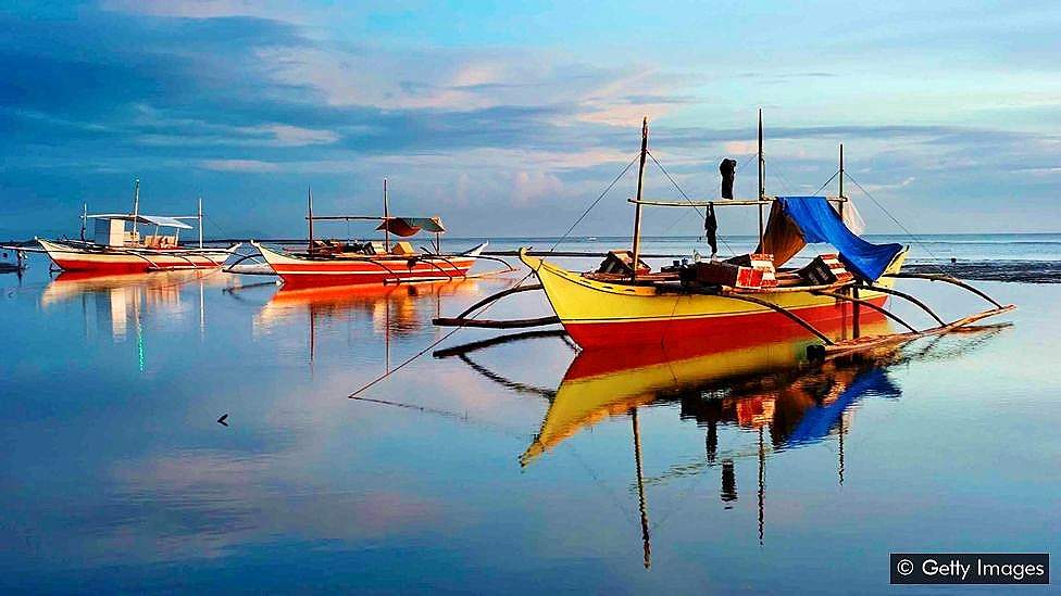 Puzzle | 60 piezas | The traditional bangka is an iconic part of life ...