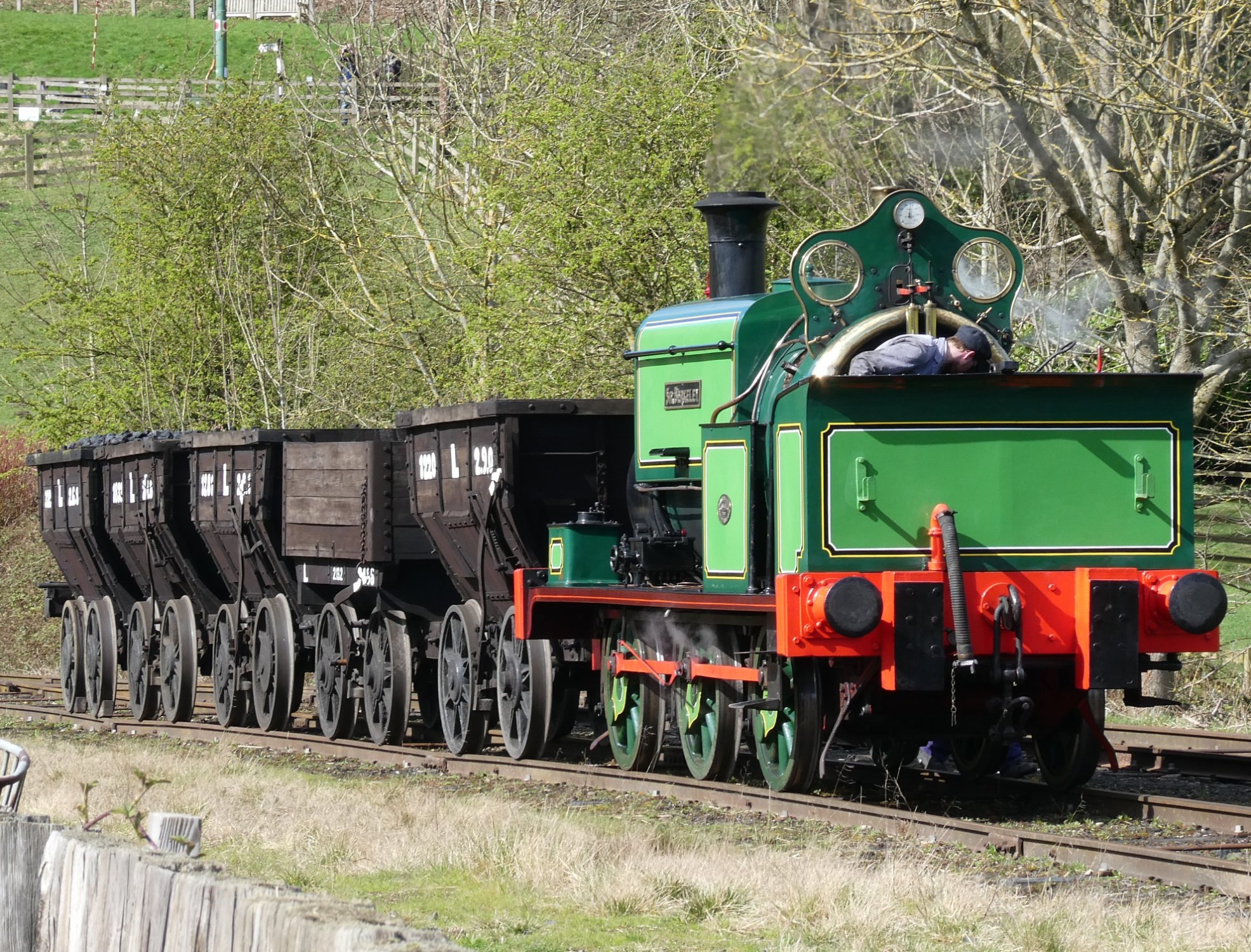 Solve Manning Wardle 0-6-0ST 'Sir Berkeley' jigsaw puzzle online with ...
