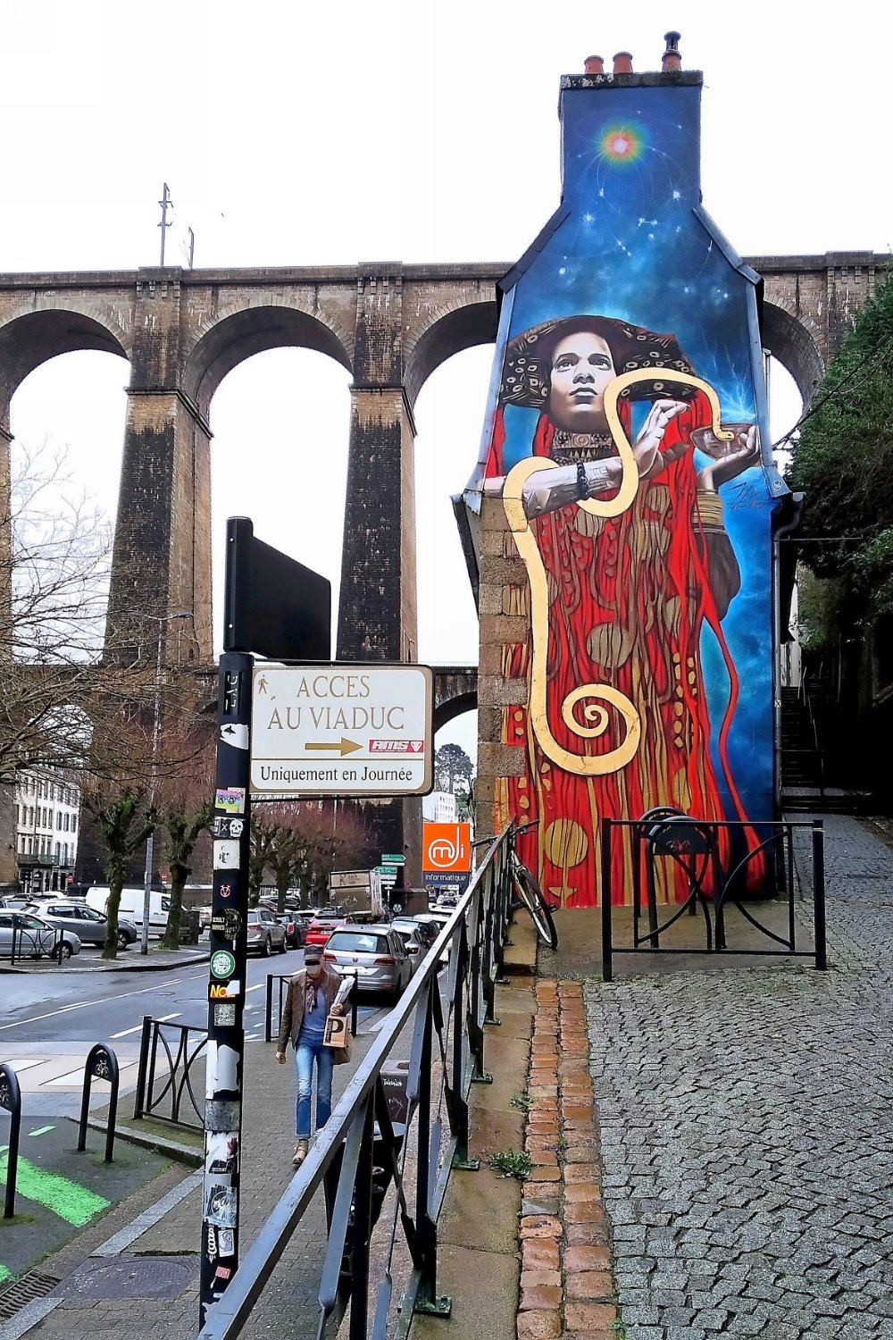 Solve Graph jigsaw puzzle online with 40 pieces