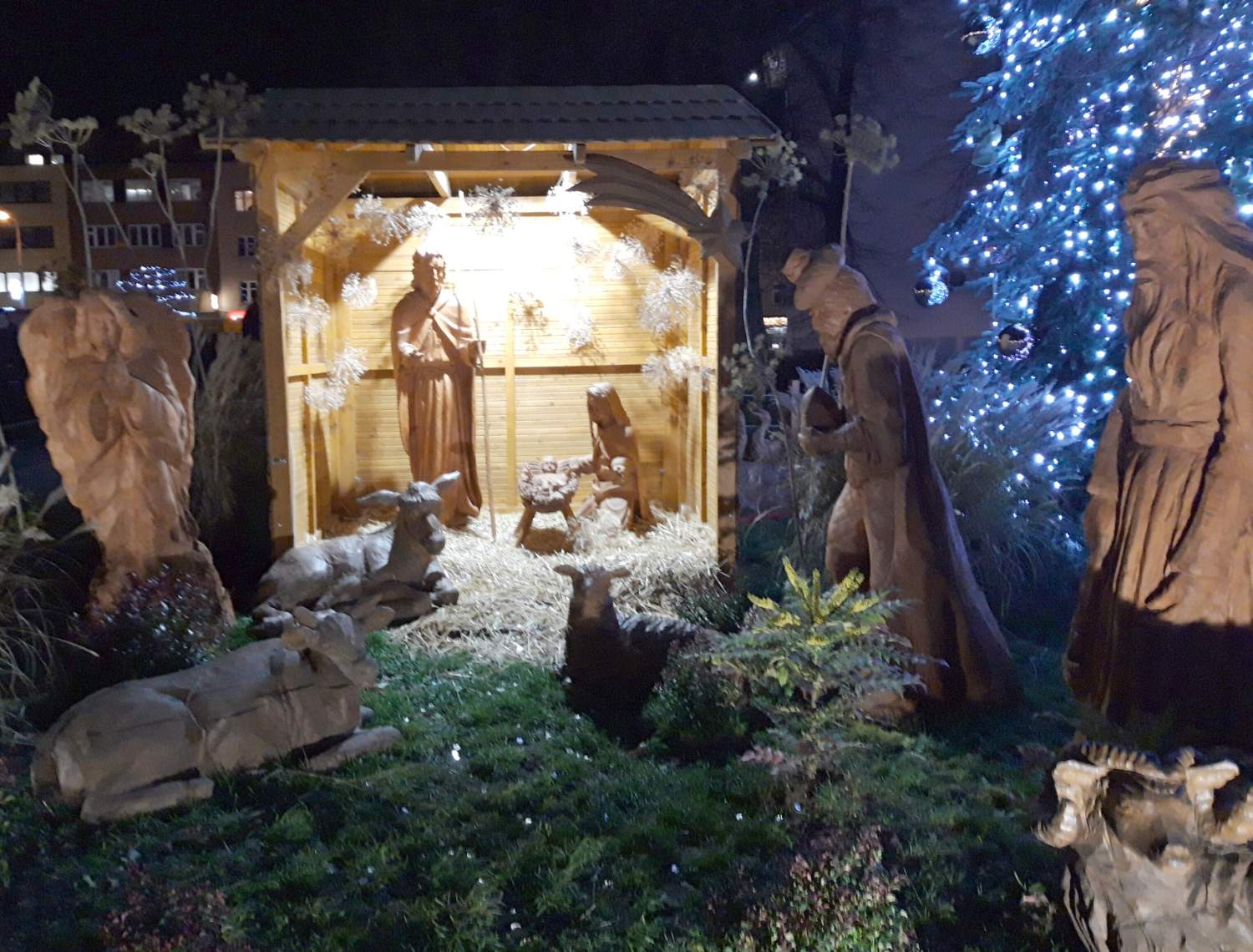 Solve Zlín jigsaw puzzle online with 120 pieces