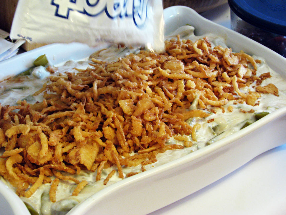 Solve Green Bean, Mushroom Soup and French Fied Onions Casserole! jigsaw puzzle online with 80 ...