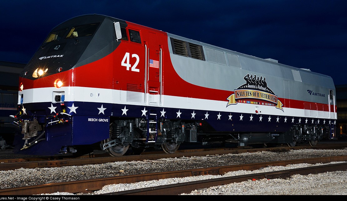 Solve Amtrak Veterans Train jigsaw puzzle online with 45 pieces