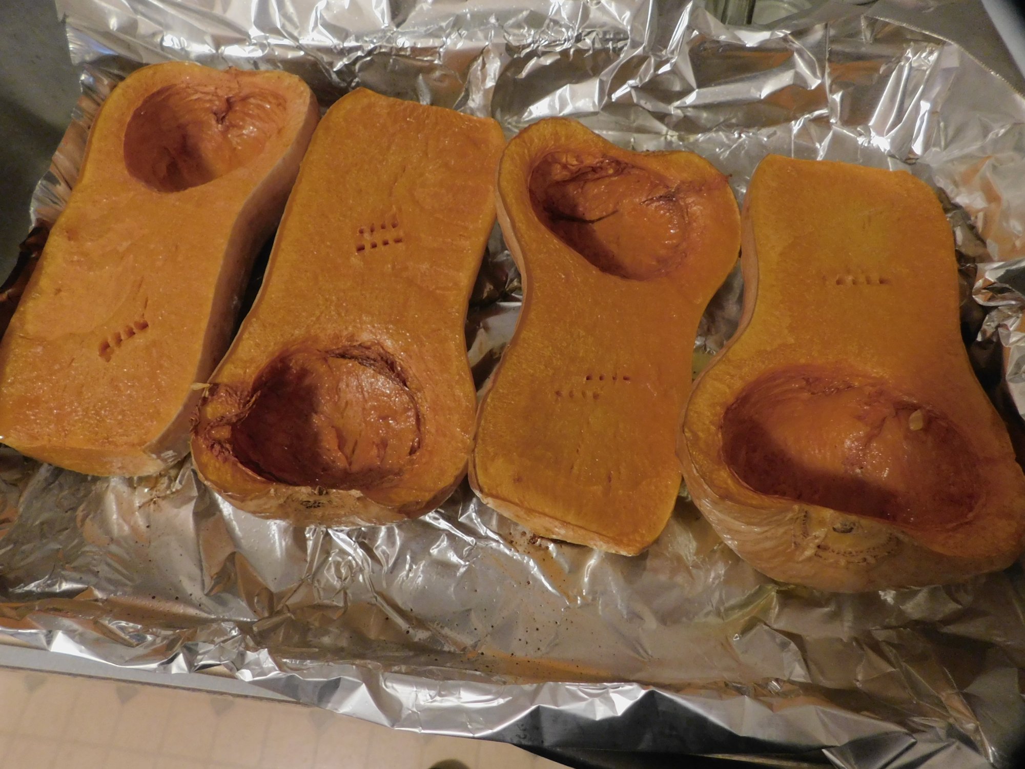 Solve Perfectly baked butternut squash jigsaw puzzle online with 108 pieces