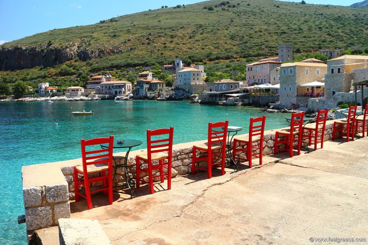 Solve Mani, Greece jigsaw puzzle online with 126 pieces