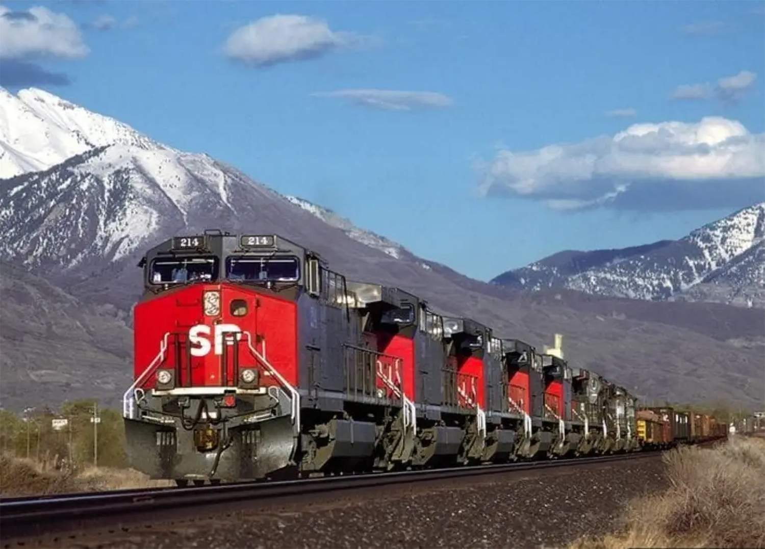 Solve SP73 jigsaw puzzle online with 70 pieces