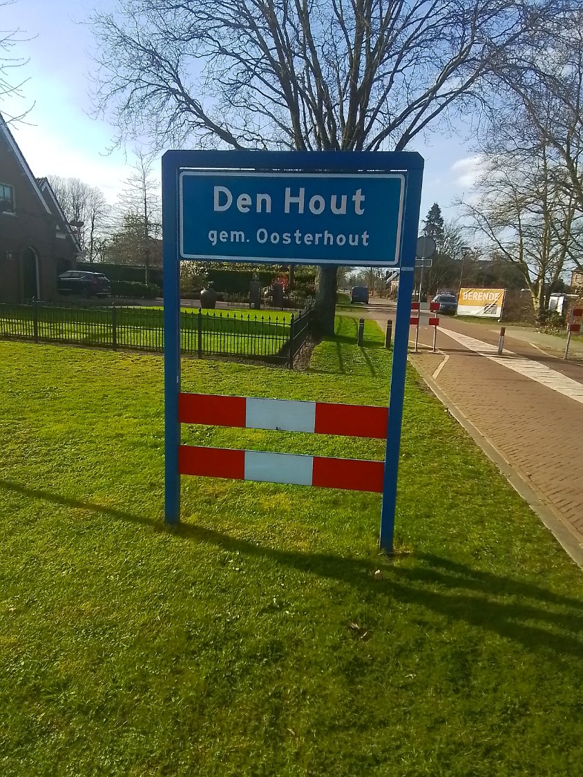 Solve Den Hout NoordBrabant Netherlands jigsaw puzzle online with 12 pieces