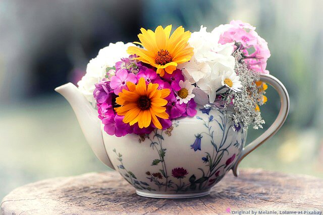 Solve Bouquet in a teapot 🌼 jigsaw puzzle online with 54 pieces