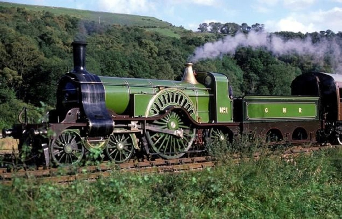 Solve GNR Stirling Single 4-2-2 No1. jigsaw puzzle online with 176 pieces