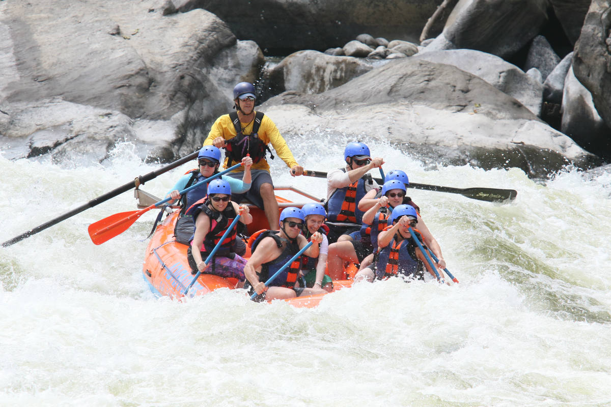 Solve New River Gorge Whitewater rafting in WV jigsaw puzzle online ...
