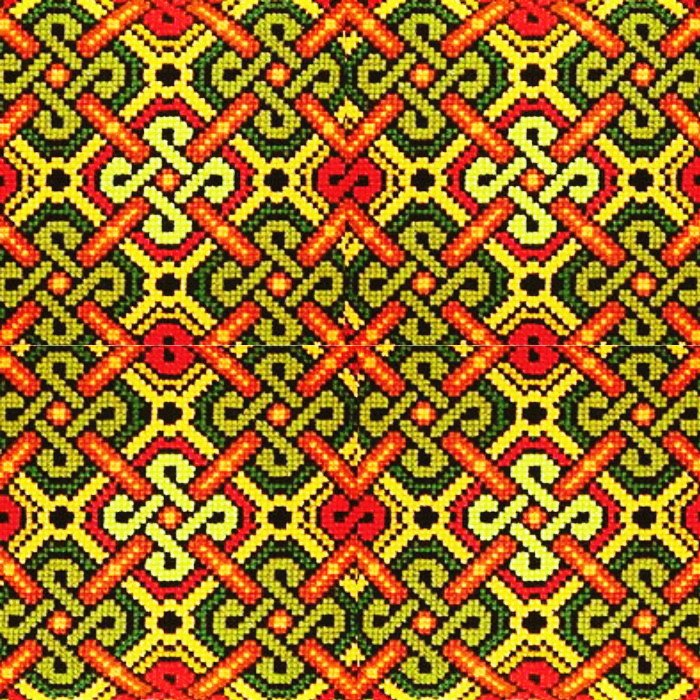 Solve Celtics Knot Needlepoint jigsaw puzzle online with 25 pieces